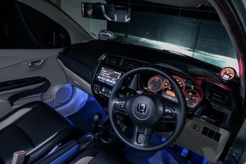 Interior Honda Brio Modifikasi