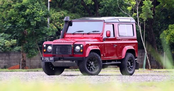 Berita Modifikasi Land Rover Defender Terbaru Hari ini - GridOto.com