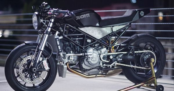 Berita Modifikasi Ducati Monster Terbaru Hari ini - GridOto.com