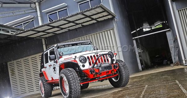 Berita Modifikasi Jeep Wrangler Rubicon Jk 2012 Merah Putih Istimewa ...