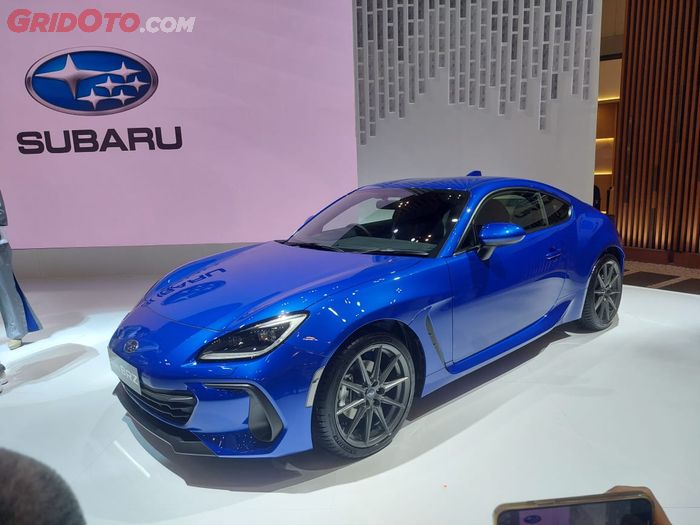 Kembar Beda Arah, Segini Jauh Selisih Harga Subaru BRZ dan Toyota GR 86 - Gridoto