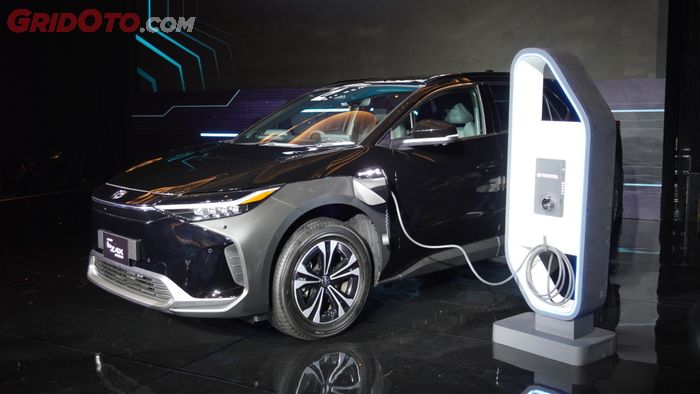 Toyota Sampai Dibuat Terkejut, Mobil Listrik bZ4X Sudah Kantongi Ribuan Pemesanan di Indonesia ...