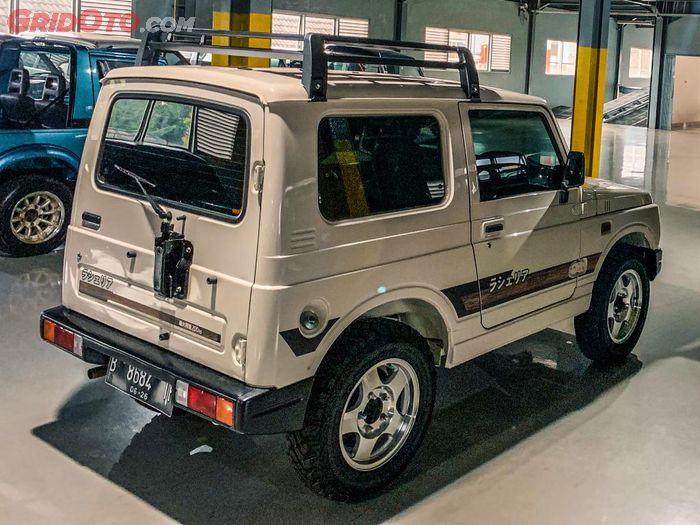 Kaki-Kaki Istimewa Suzuki Jimny JA22 Look Sampai Pakai Pelek Blink-Blink - Semua Halaman ...