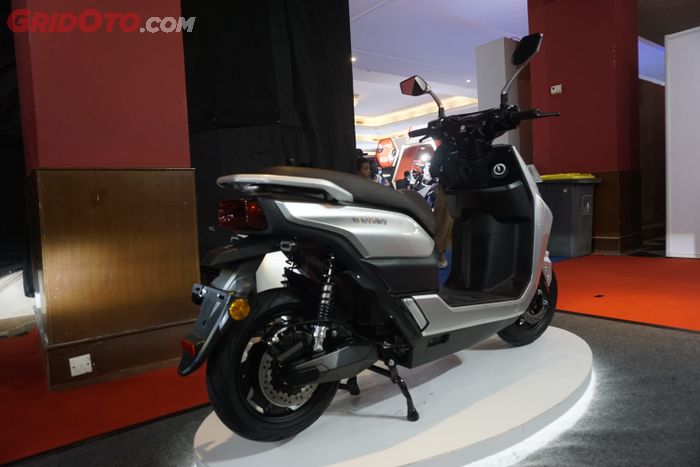 Sekali Cas Tembus 120 Km, Motor Listrik Davigo Dragon-S Rilis di IIMS 2023 - Gridoto
