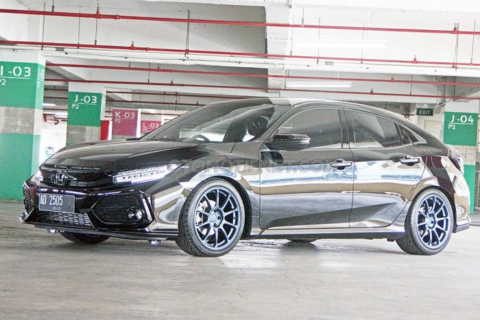 Modifikasi Honda Civic Hatchback Turbo 2017, Sori Baru Segini Dulu ... Modifikasi Honda Civic Hatchback Turbo 2017, Sori Baru Segini Dulu ...
