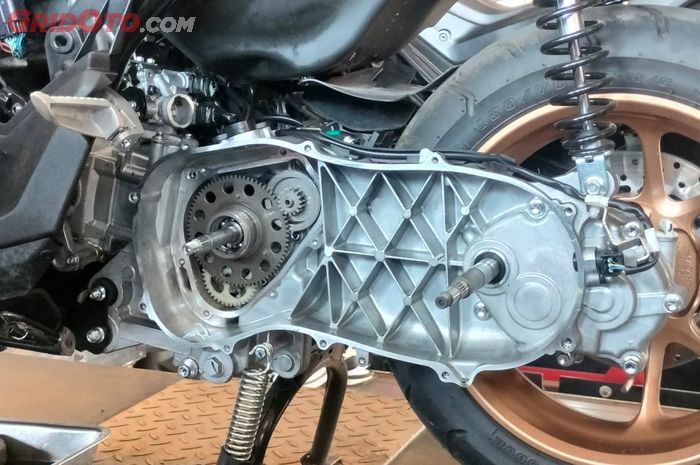 Pakai CVT Pintar, Servis Berkala Yamaha NMAX TURBO Jadi Lebih Sulit? - Gridoto