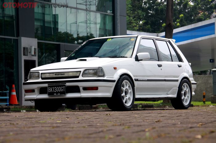 Keren Nih Toyota Starlet Kotak Dibikin Ala-ala Starlet GT Turbo JDM - Otomotifnet.com
