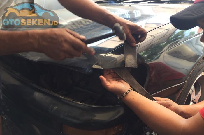 Bukan Sulap Bukan Sihir, Ini Dia alat-alat Yang Dipakai Bengkel Ketok ...