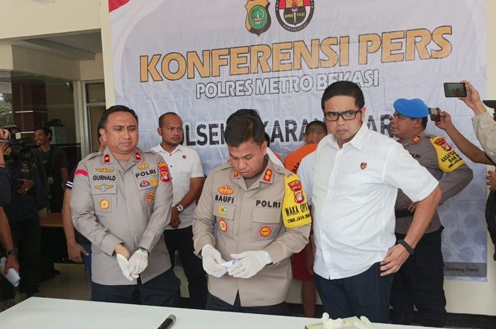 Polsek Cikarang Barat Berhasil Ringkus Dua Begal Seret Wanita Hingga 200 Meter, Ini Kronologinya ...