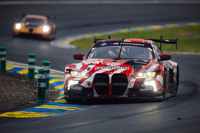 Sean Gelael Naik Podium Le Mans 24 Hours, Valentino Rossi DNF, Ferrari Juara - Gridoto