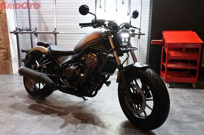 Cocok Buat Tampil Macho, Segini Harga Moge Termurah Honda di Indonesia - Gridoto