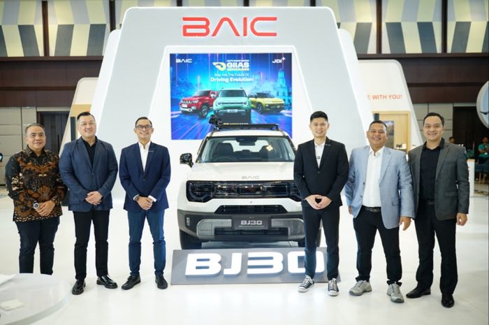 BAIC Gaspol di GIIAS Semarang 2025, Harga BJ30 Hybrid Turun Rp 30 Juta - Gridoto