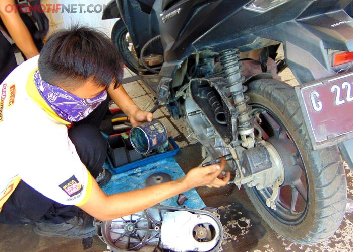 Tanda-tanda V-Belt Motor Matic Yang Harus Diganti, 40% OFF