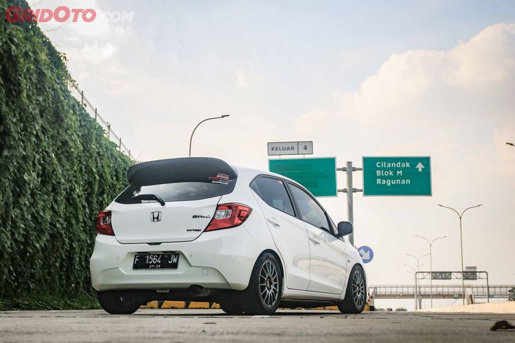 Honda Brio Putih Modifikasi Segini Biaya Servis Honda Brio