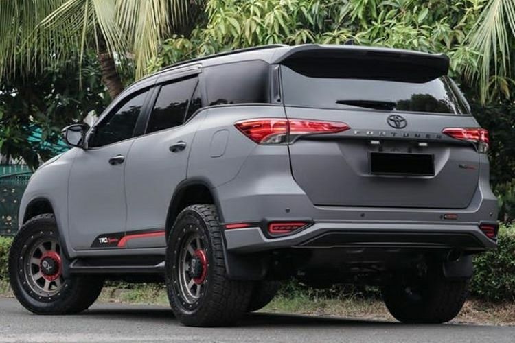 Toyota Fortuner Modifikasi Velg