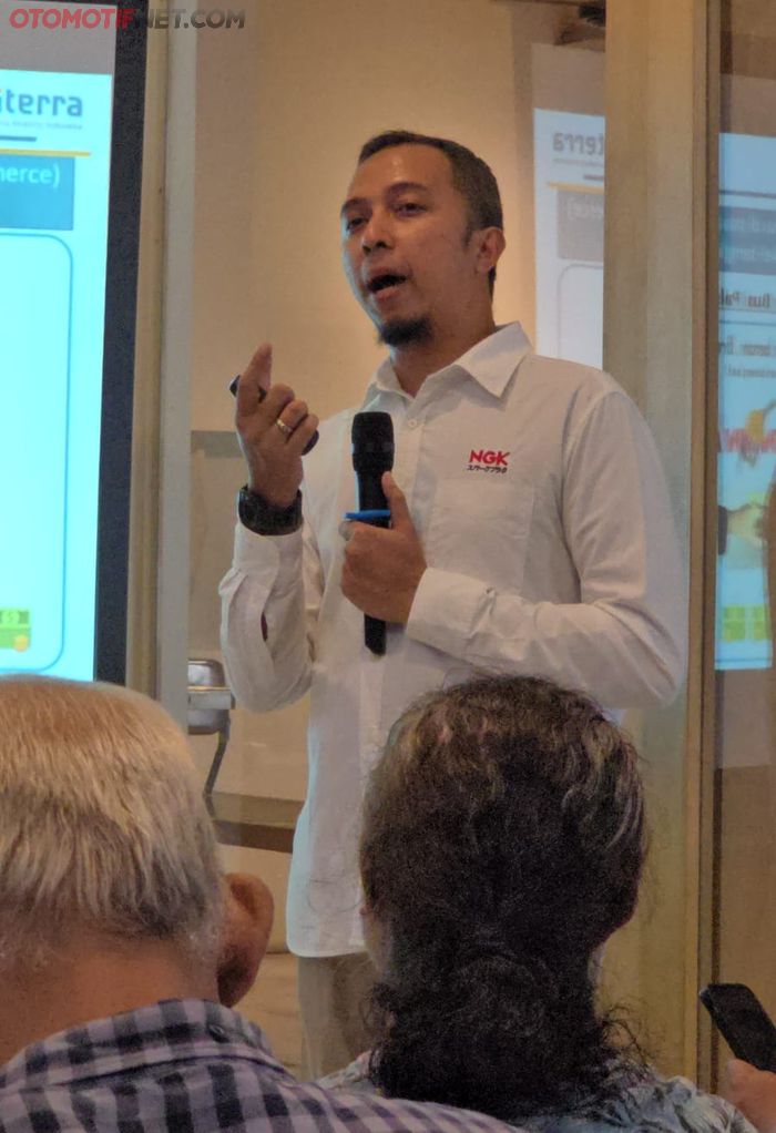 Citra Aji Sanjaya. Pakai busi palsu bakal rugi berkali lipat