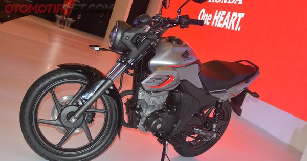 Berita Daftar Harga Motor Sport Atau Motor Laki 150 Cc Honda Terbaru ...