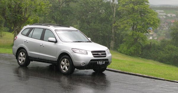 Berita Hyundai Santa Fe Gen 2 Terbaru Hari ini - GridOto.com