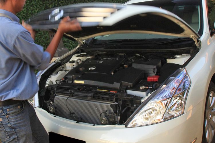 Tuas Pengunci dan Pembuka Kap Mesin Macet? Ini Penyebab dan Solusinya - Semua Halaman - GridOto.com