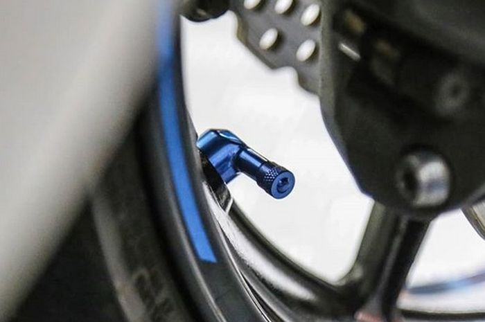 Jarang yang Sadar, Pakai Pentil Model Begini Bisa Memudahkan Bikers ... Jarang yang Sadar, Pakai Pentil Model Begini Bisa Memudahkan Bikers ...