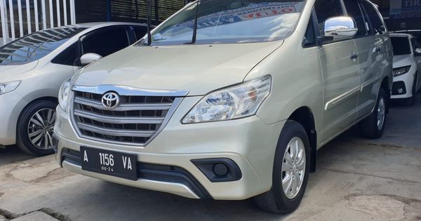 Berita Toyota Kijang Innova Barong Terbaru Hari ini - GridOto.com