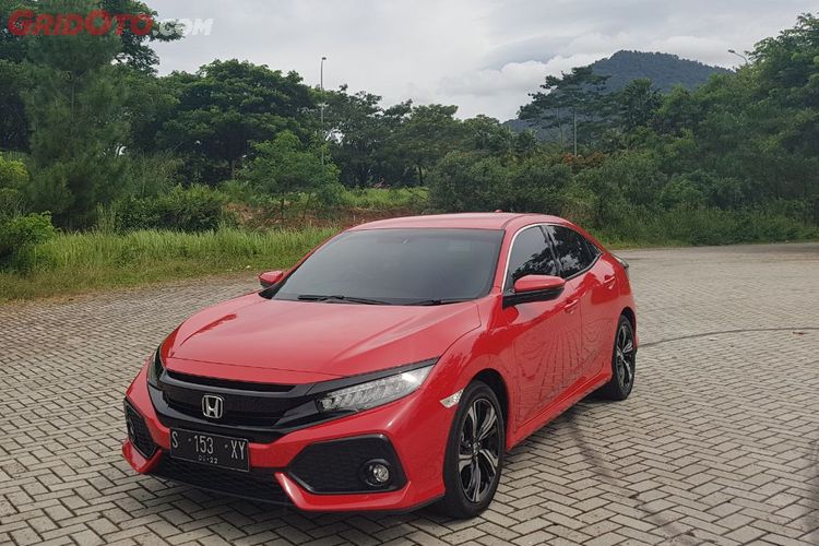 Inilah 9 Perbedaan Mobil Bekas Honda Civic Turbo Dengan Civic Type R ...