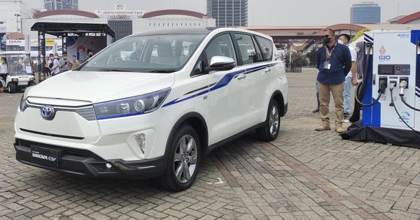 Berita Toyota Multi Pathway Terbaru Hari ini - GridOto.com