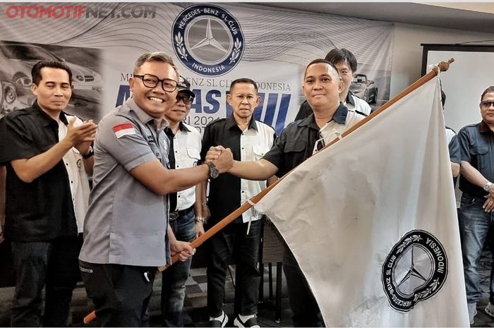 Mercedes Benz SL Club Indonesia (MBSL) Tunjuk Presiden Baru Di Munas Ke-8 - Otomotifnet.com