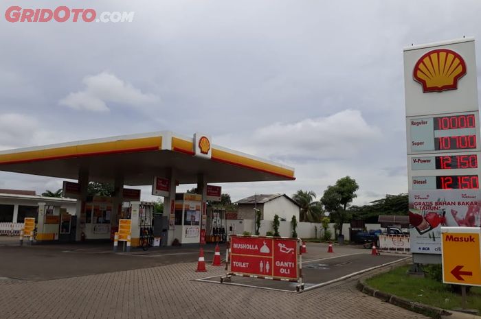 Ramai-ramai Turunkan Harga, Siapa SPBU Swasta Paling Murah? - GridOto.com