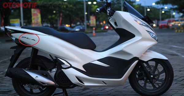 Berita Perbedaan Emblem Di All New Honda Pcx 150 Dengan Pcx Lama ...