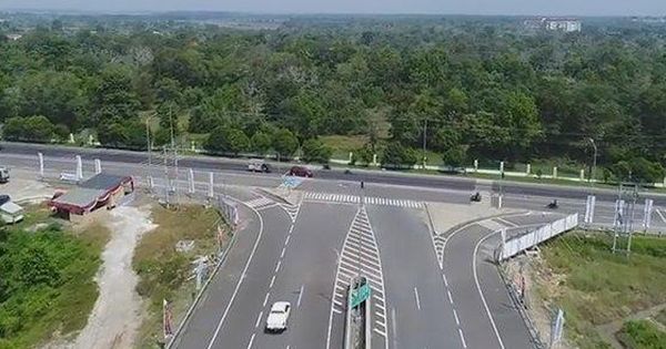 Berita Gerbang Tol Otomatis Terbaru Hari ini - GridOto.com
